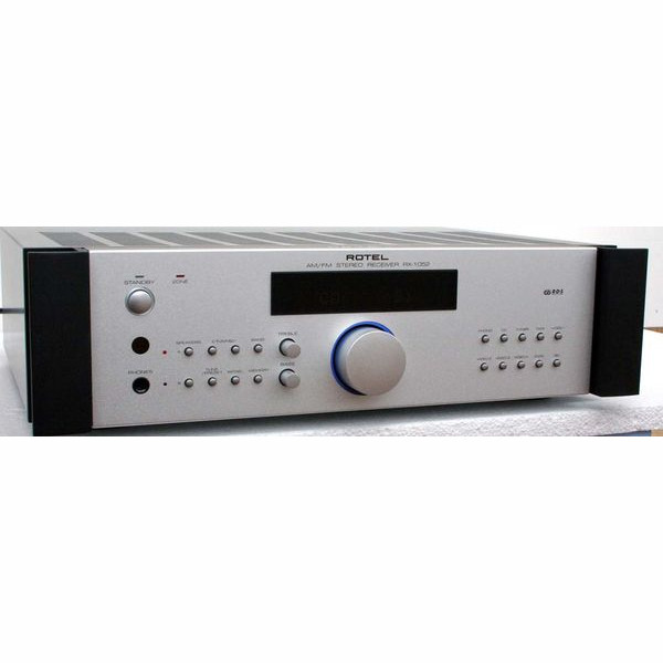 Test amplitunera stereo Rotel RCX-1500. - testy, ceny i sklepy | AUDIO