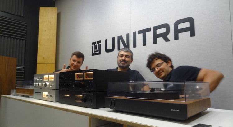 Unitra z zaświatów. Reportaż